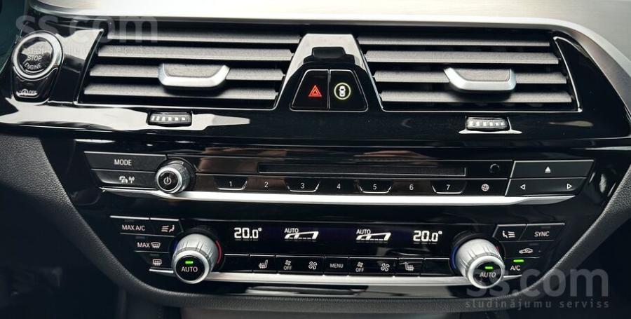 Melns BMW 530 2017 Rēzekne, ar dzinēja tilpumu 3.00 L un nobraukumu 192 tūkst. km par 18990 €, foto 24 vietnē AUTOMOTO.COM.LV