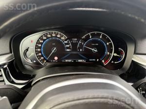 Black BMW 530 2017 in Riga, with an engine capacity of 3.00 L and mileage of 362 thousand km for 18000 €, photo 7 on AUTOMOTO.COM.LV