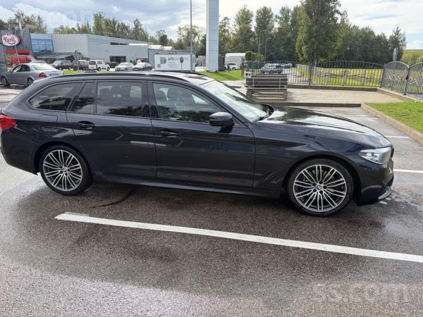 BMW 530 2017 in Riga on AUTOMOTO.COM.LV Black BMW 530 2017 in Riga, with an engine capacity of 3.00 L and mileage of 362 thousand km for 18000 €, photo 1 on AUTOMOTO.COM.LV