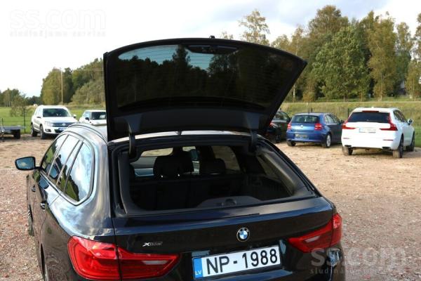 БМВ 530 2017 в Кулдига на AUTOMOTO.COM.LV Черный БМВ 530 2017 в Кулдига, объемом двигателя 3.00 л и пробегом 263 тыс. км за 21700 €, фото 11 на AUTOMOTO.COM.LV