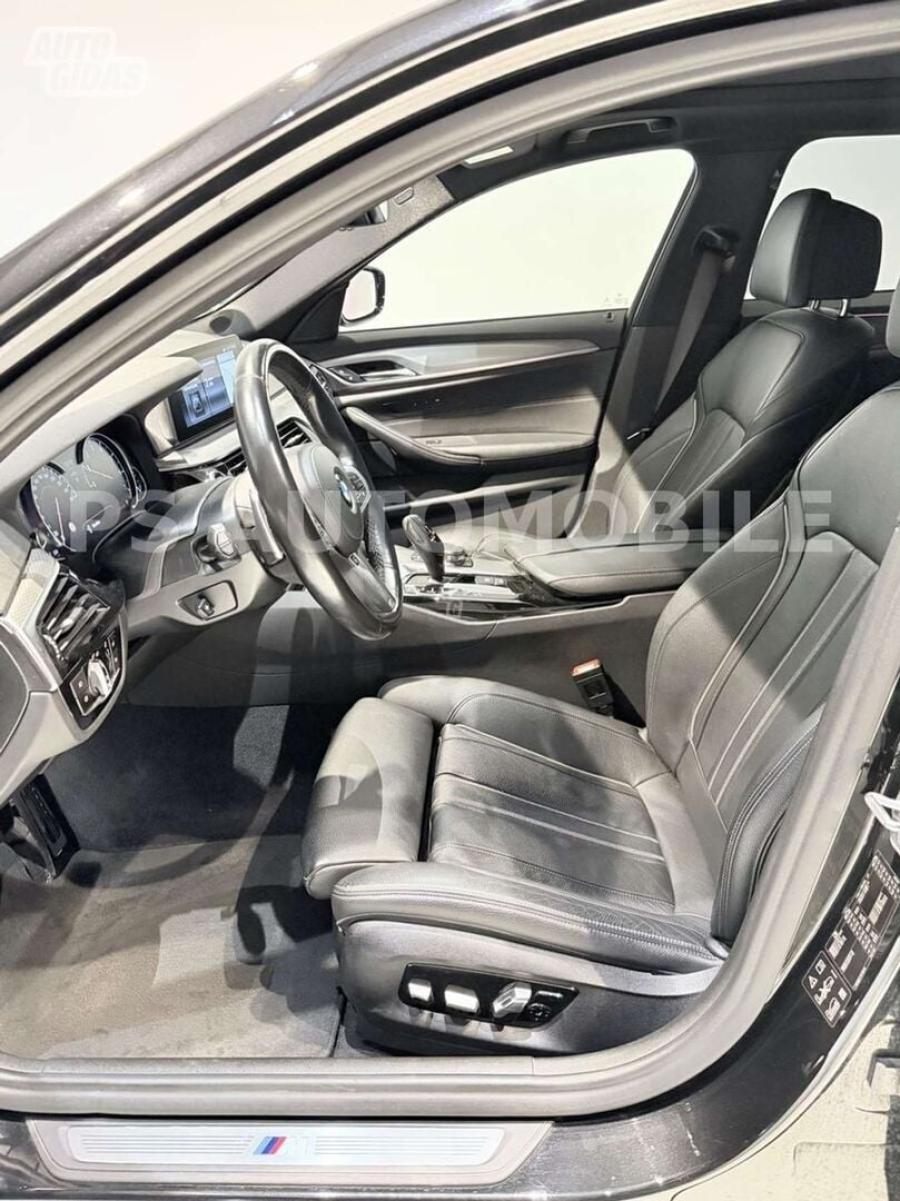 Melns BMW 530 2018 Kauņa, ar dzinēja tilpumu 2.00 L un nobraukumu 94 tūkst. km par 31659 €, foto 13 vietnē AUTOMOTO.COM.LV