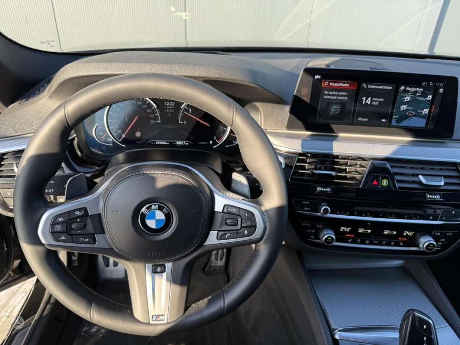 Melns BMW 530 2018 Kauņa, ar dzinēja tilpumu 2.99 L un nobraukumu 275 tūkst. km par 19500 €, foto 17 vietnē AUTOMOTO.COM.LV