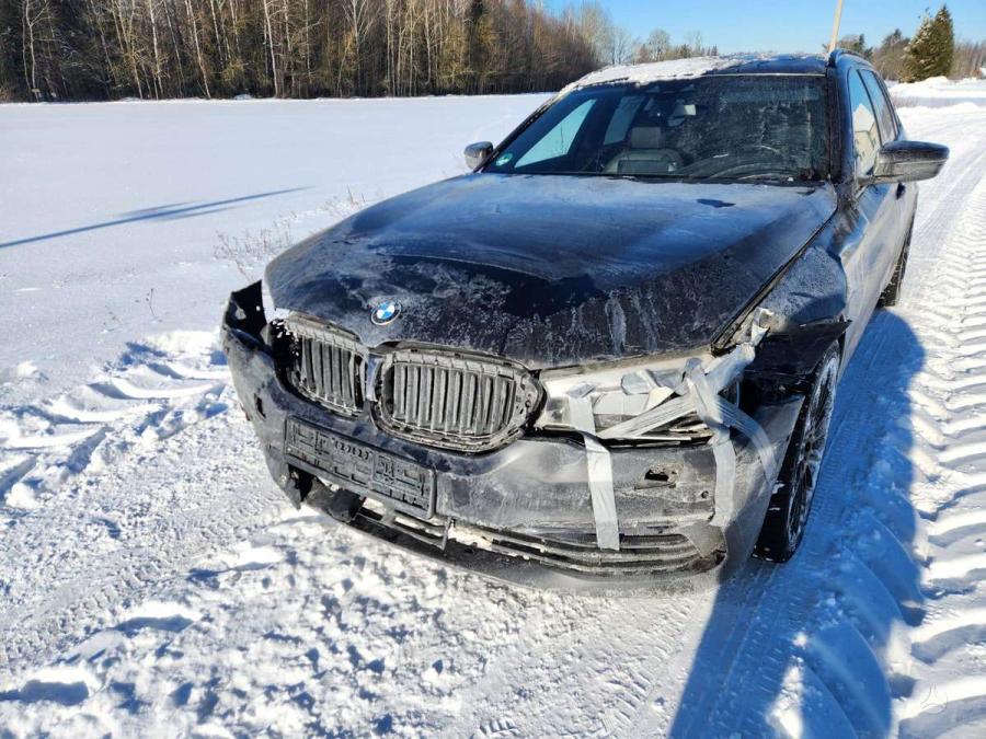 Melns BMW 530 2018 Kauņa, ar dzinēja tilpumu 2.99 L un nobraukumu 210 tūkst. km par 9600 €, foto 5 vietnē AUTOMOTO.COM.LV