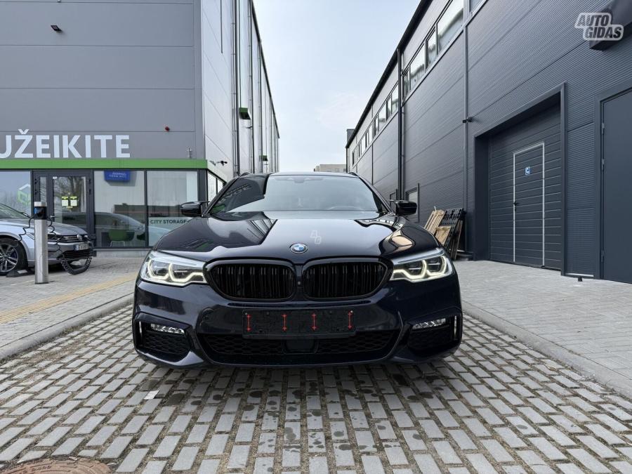 Black BMW 530 2018 in Vilnius, with an engine capacity of 3.00 L and mileage of 238 thousand km for 21500 €, photo 1 on AUTOMOTO.COM.LV