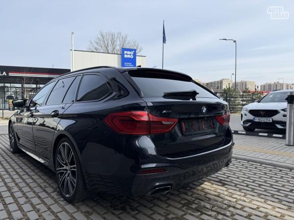 Black BMW 530 2018 in Vilnius, with an engine capacity of 3.00 L and mileage of 238 thousand km for 21500 €, photo 7 on AUTOMOTO.COM.LV