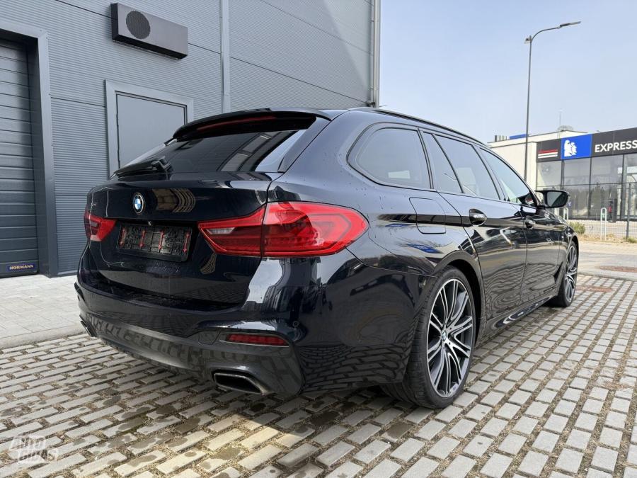 Black BMW 530 2018 in Vilnius, with an engine capacity of 3.00 L and mileage of 238 thousand km for 21500 €, photo 14 on AUTOMOTO.COM.LV