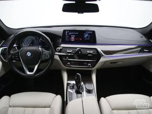 Black BMW 530 2018 in Vilnius, with an engine capacity of 2.00 L and mileage of 159 thousand km for 22199 €, photo 3 on AUTOMOTO.COM.LV