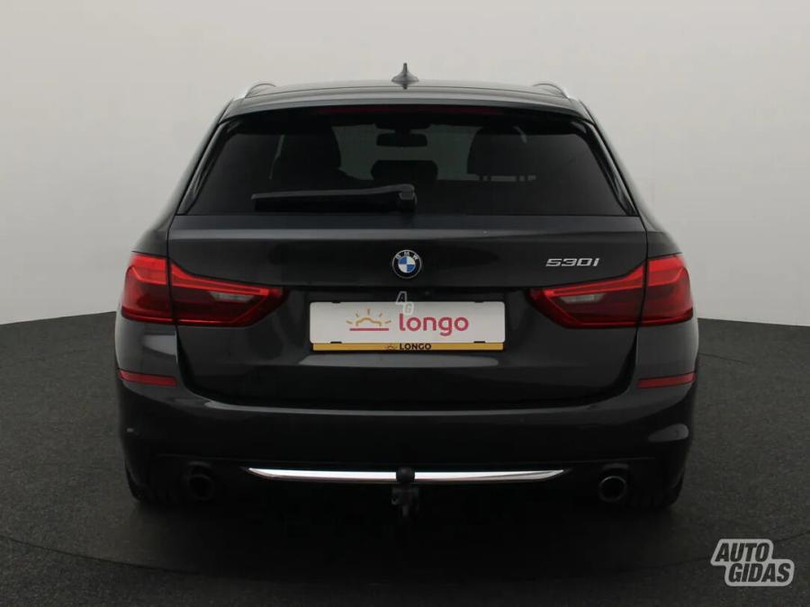 Black BMW 530 2018 in Vilnius, with an engine capacity of 2.00 L and mileage of 159 thousand km for 22199 €, photo 6 on AUTOMOTO.COM.LV