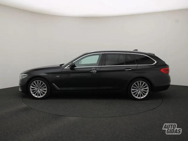 Black BMW 530 2018 in Vilnius, with an engine capacity of 2.00 L and mileage of 159 thousand km for 22199 €, photo 6 on AUTOMOTO.COM.LV