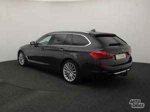 Black BMW 530 2018 in Vilnius, with an engine capacity of 2.00 L and mileage of 159 thousand km for 22199 €, photo 8 on AUTOMOTO.COM.LV