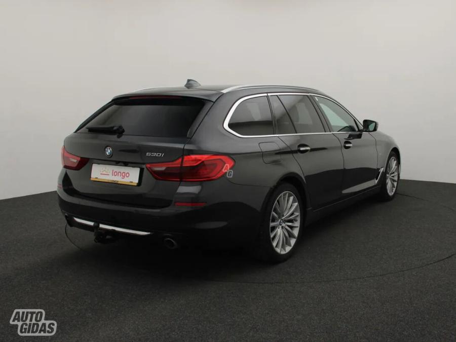 Black BMW 530 2018 in Vilnius, with an engine capacity of 2.00 L and mileage of 159 thousand km for 22199 €, photo 9 on AUTOMOTO.COM.LV