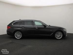 Black BMW 530 2018 in Vilnius, with an engine capacity of 2.00 L and mileage of 159 thousand km for 22199 €, photo 10 on AUTOMOTO.COM.LV