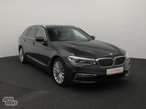 Black BMW 530 2018 in Vilnius, with an engine capacity of 2.00 L and mileage of 159 thousand km for 22199 €, photo 11 on AUTOMOTO.COM.LV