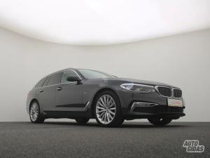 Black BMW 530 2018 in Vilnius, with an engine capacity of 2.00 L and mileage of 159 thousand km for 22199 €, photo 12 on AUTOMOTO.COM.LV