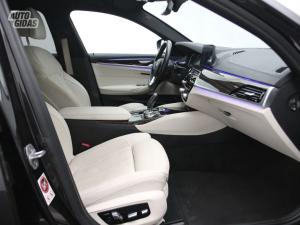 Black BMW 530 2018 in Vilnius, with an engine capacity of 2.00 L and mileage of 159 thousand km for 22199 €, photo 15 on AUTOMOTO.COM.LV