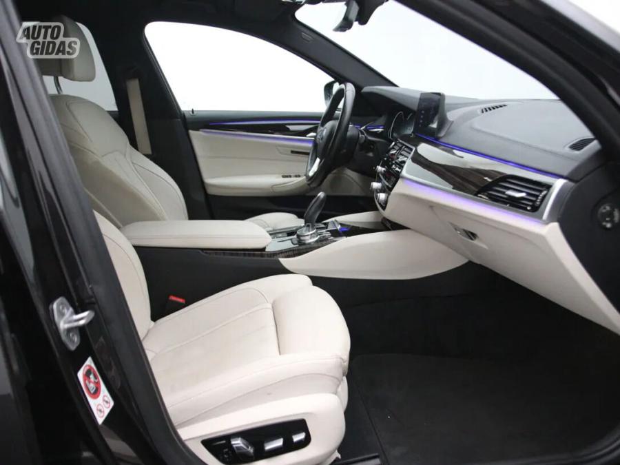Black BMW 530 2018 in Vilnius, with an engine capacity of 2.00 L and mileage of 159 thousand km for 22199 €, photo 15 on AUTOMOTO.COM.LV