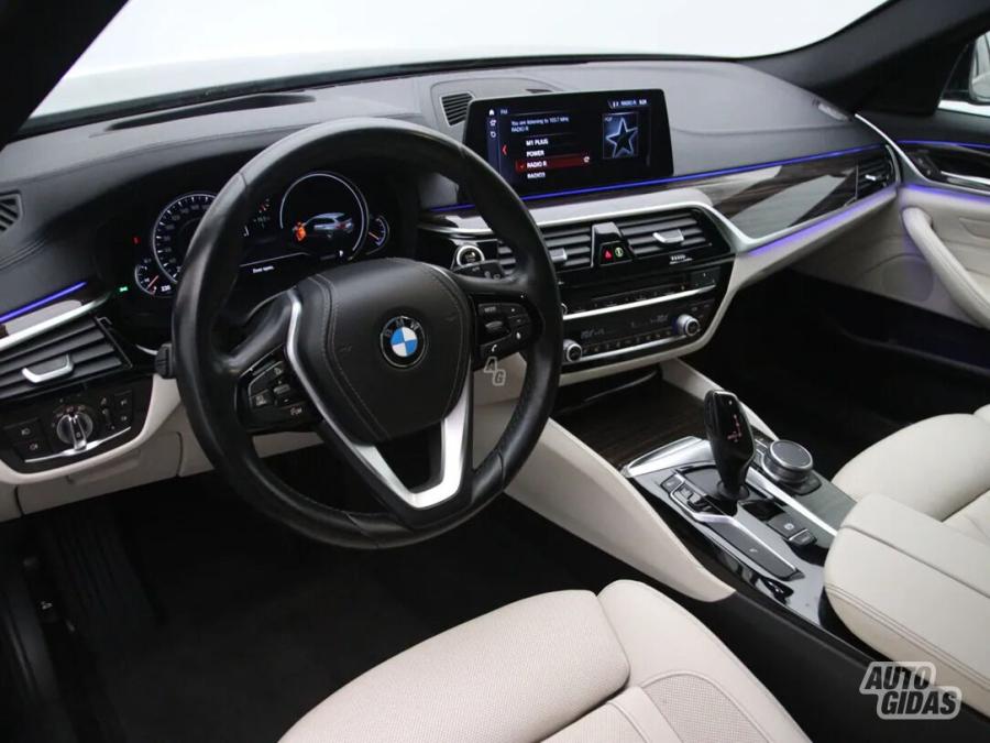 Black BMW 530 2018 in Vilnius, with an engine capacity of 2.00 L and mileage of 159 thousand km for 22199 €, photo 17 on AUTOMOTO.COM.LV