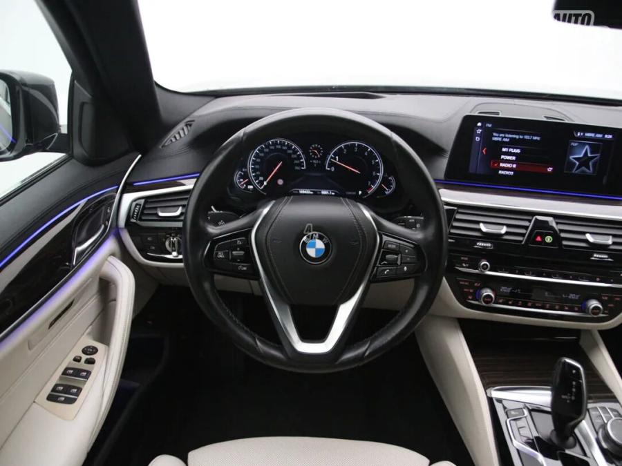 Black BMW 530 2018 in Vilnius, with an engine capacity of 2.00 L and mileage of 159 thousand km for 22199 €, photo 18 on AUTOMOTO.COM.LV