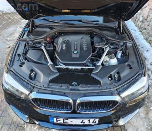 Black BMW 530 2018 in Riga, with an engine capacity of 3.00 L and mileage of 209 thousand km for 21000 €, photo 12 on AUTOMOTO.COM.LV