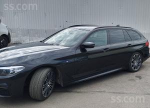Black BMW 530 2018 in Riga, with an engine capacity of 3.00 L and mileage of 209 thousand km for 21000 €, photo 14 on AUTOMOTO.COM.LV