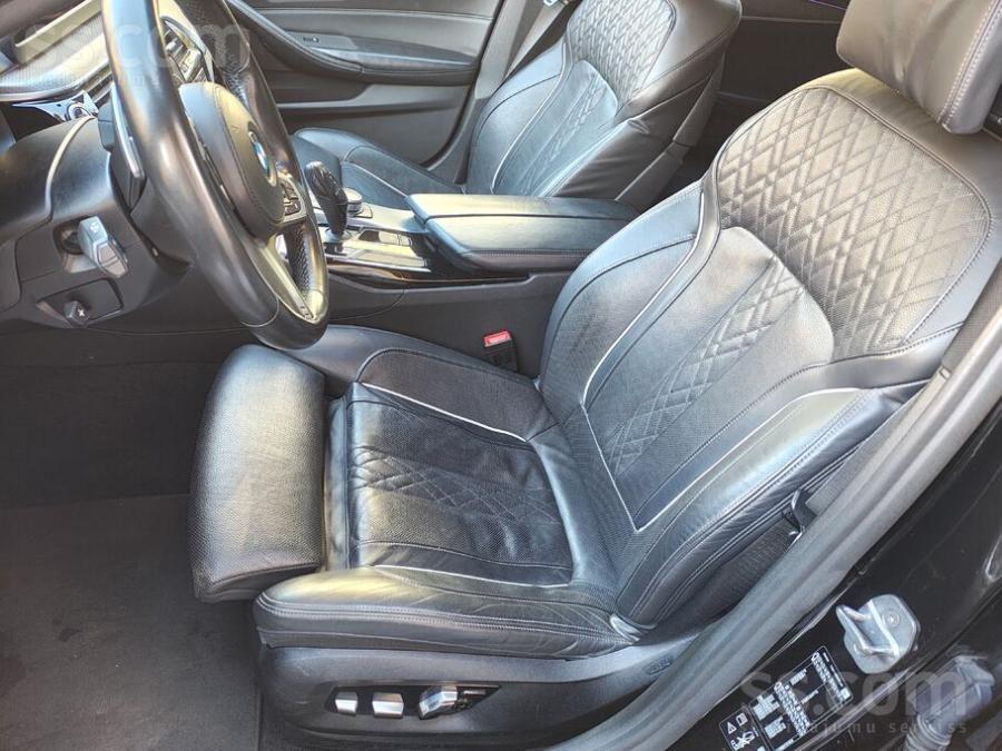 Black BMW 530 2018 in Riga, with an engine capacity of 3.00 L and mileage of 209 thousand km for 21000 €, photo 15 on AUTOMOTO.COM.LV