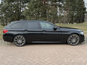 Black BMW 530 2018 in Riga, with an engine capacity of 3.00 L and mileage of 209 thousand km for 21000 €, photo 20 on AUTOMOTO.COM.LV