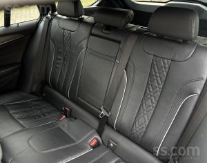 Black BMW 530 2018 in Riga, with an engine capacity of 3.00 L and mileage of 209 thousand km for 21000 €, photo 22 on AUTOMOTO.COM.LV