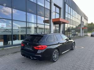 Black BMW 530 2018 in Vilnius, with an engine capacity of 2.99 L and mileage of 283 thousand km for 19499 €, photo 8 on AUTOMOTO.COM.LV