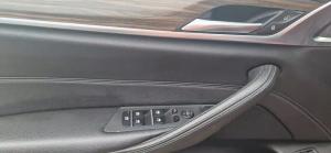 Black BMW 530 2018 in Daugavpils, with an engine capacity of 3.00 L and mileage of 260 thousand km for 18950 €, photo 13 on AUTOMOTO.COM.LV