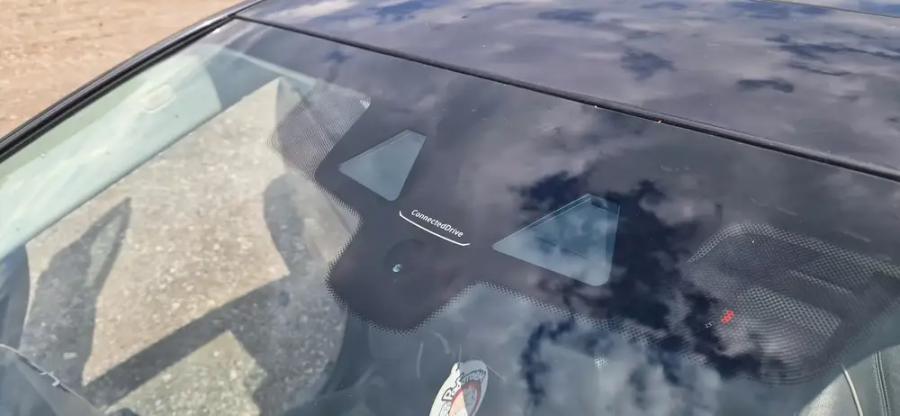 Black BMW 530 2018 in Daugavpils, with an engine capacity of 3.00 L and mileage of 260 thousand km for 18950 €, photo 30 on AUTOMOTO.COM.LV