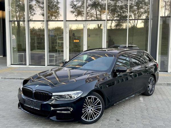 Black BMW 530 2018 in Vilnius, with an engine capacity of 2.99 L and mileage of 278 thousand km for 19300 €, photo 2 on AUTOMOTO.COM.LV