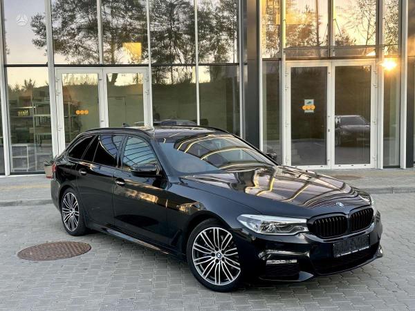 Black BMW 530 2018 in Vilnius, with an engine capacity of 2.99 L and mileage of 278 thousand km for 19300 €, photo 4 on AUTOMOTO.COM.LV