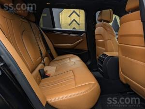 Black BMW 530 2018 in Tukums, with an engine capacity of 2.00 L and mileage of 166 thousand km for 21990 €, photo 9 on AUTOMOTO.COM.LV