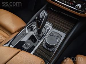 Black BMW 530 2018 in Tukums, with an engine capacity of 2.00 L and mileage of 166 thousand km for 21990 €, photo 22 on AUTOMOTO.COM.LV