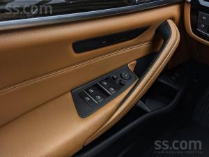 Black BMW 530 2018 in Tukums, with an engine capacity of 2.00 L and mileage of 166 thousand km for 21990 €, photo 27 on AUTOMOTO.COM.LV