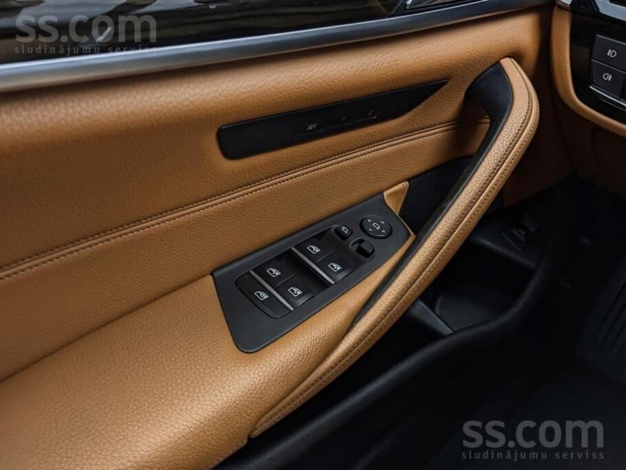 Black BMW 530 2018 in Tukums, with an engine capacity of 2.00 L and mileage of 166 thousand km for 21990 €, photo 27 on AUTOMOTO.COM.LV