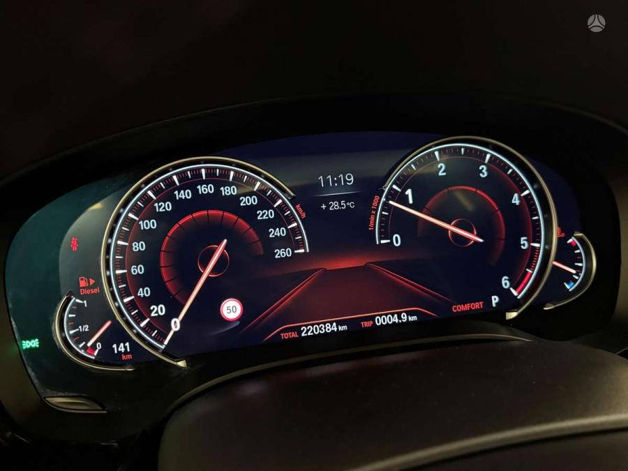 Melns BMW 530 2018 Marijampole, ar dzinēja tilpumu 2.99 L un nobraukumu 221 tūkst. km par 24850 €, foto 18 vietnē AUTOMOTO.COM.LV