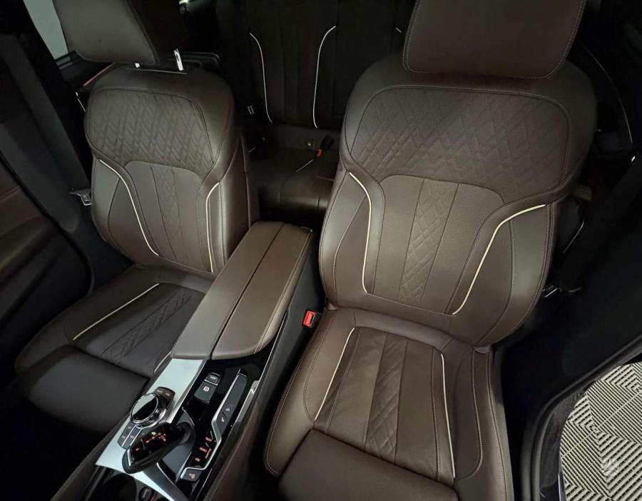 Melns BMW 530 2018 Marijampole, ar dzinēja tilpumu 2.99 L un nobraukumu 221 tūkst. km par 24850 €, foto 38 vietnē AUTOMOTO.COM.LV