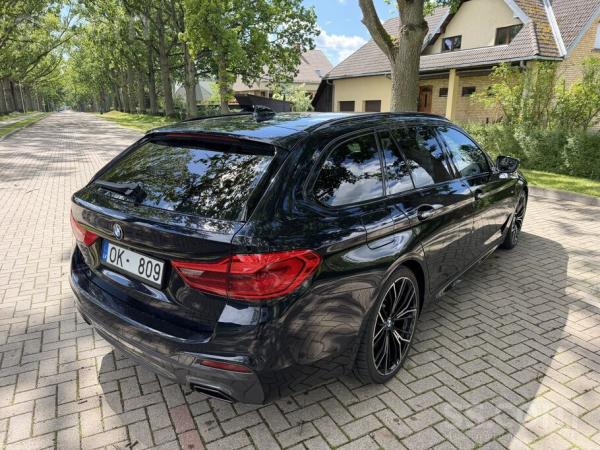 Black BMW 530 2018 in Valmiera, with an engine capacity of 3.00 L and mileage of 288 thousand km for 22000 €, photo 5 on AUTOMOTO.COM.LV