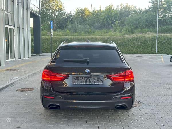 Black BMW 530 2018 in Vilnius, with an engine capacity of 2.99 L and mileage of 269 thousand km for 18200 €, photo 7 on AUTOMOTO.COM.LV