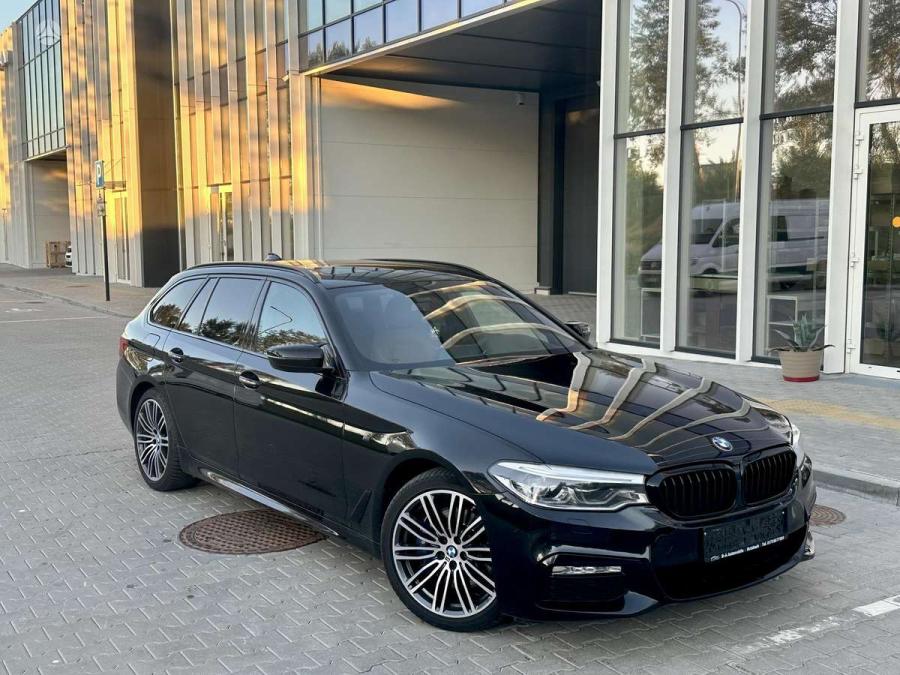 Black BMW 530 2018 in Vilnius, with an engine capacity of 2.99 L and mileage of 269 thousand km for 18200 €, photo 14 on AUTOMOTO.COM.LV