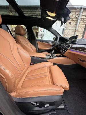 Black BMW 530 2018 in Vilnius, with an engine capacity of 2.99 L and mileage of 269 thousand km for 18200 €, photo 36 on AUTOMOTO.COM.LV