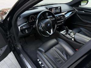 Melns BMW 530 2018 Rokiškis, ar dzinēja tilpumu 2.99 L un nobraukumu 318 tūkst. km par 14500 €, foto 16 vietnē AUTOMOTO.COM.LV