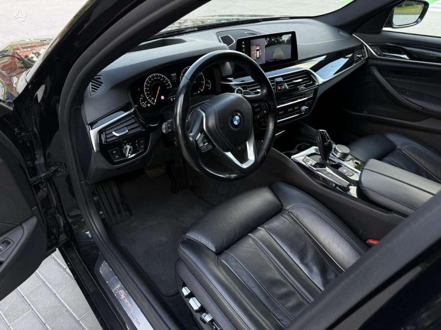 Melns BMW 530 2018 Rokiškis, ar dzinēja tilpumu 2.99 L un nobraukumu 318 tūkst. km par 14500 €, foto 16 vietnē AUTOMOTO.COM.LV