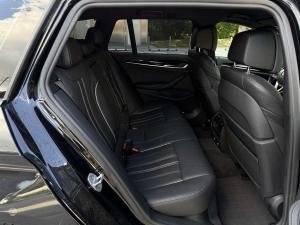 Melns BMW 530 2018 Rokiškis, ar dzinēja tilpumu 2.99 L un nobraukumu 318 tūkst. km par 14500 €, foto 25 vietnē AUTOMOTO.COM.LV