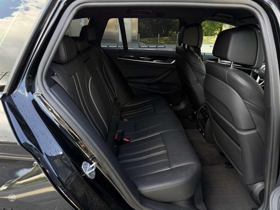 Melns BMW 530 2018 Rokiškis, ar dzinēja tilpumu 2.99 L un nobraukumu 318 tūkst. km par 14500 €, foto 25 vietnē AUTOMOTO.COM.LV