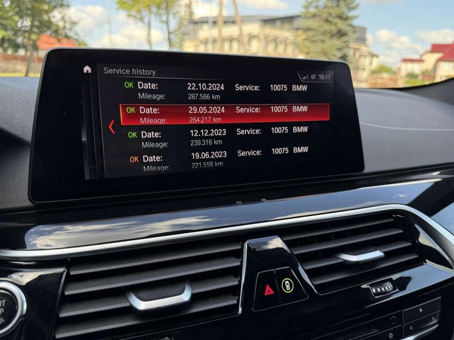 Melns BMW 530 2018 Rokiškis, ar dzinēja tilpumu 2.99 L un nobraukumu 318 tūkst. km par 14500 €, foto 41 vietnē AUTOMOTO.COM.LV