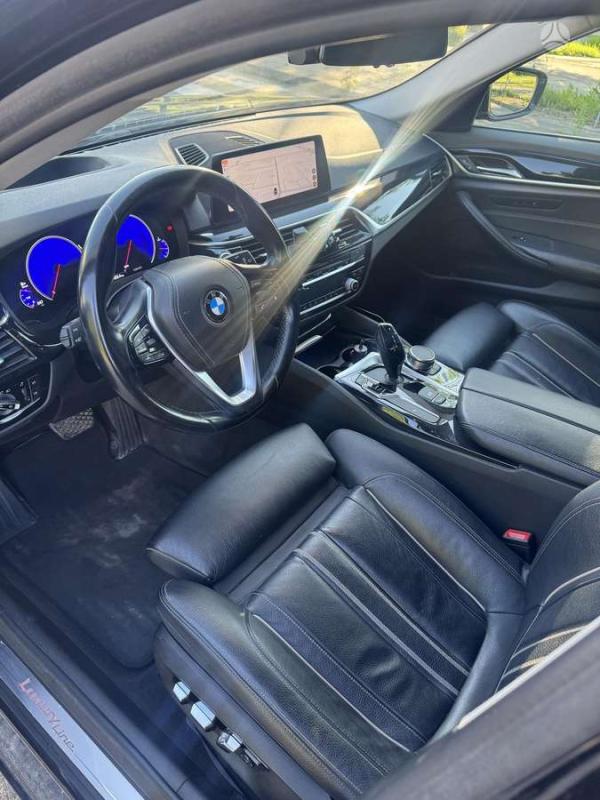 Black BMW 530 2018 in Vilnius, with an engine capacity of 2.99 L and mileage of 320 thousand km for 14000 €, photo 5 on AUTOMOTO.COM.LV