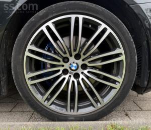 Black BMW 530 2018 in Riga, with an engine capacity of 3.00 L and mileage of 211 thousand km for 19300 €, photo 11 on AUTOMOTO.COM.LV