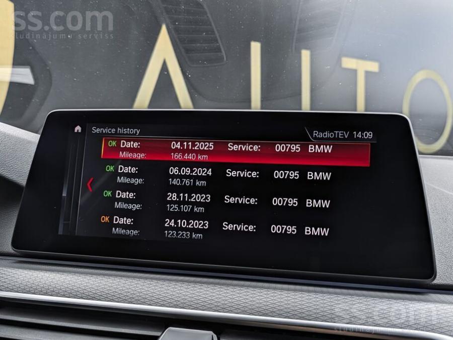 Черный БМВ 530 2018 в Тукумс, объемом двигателя 3.00 л и пробегом 175 тыс. км за 23990 €, фото 27 на AUTOMOTO.COM.LV